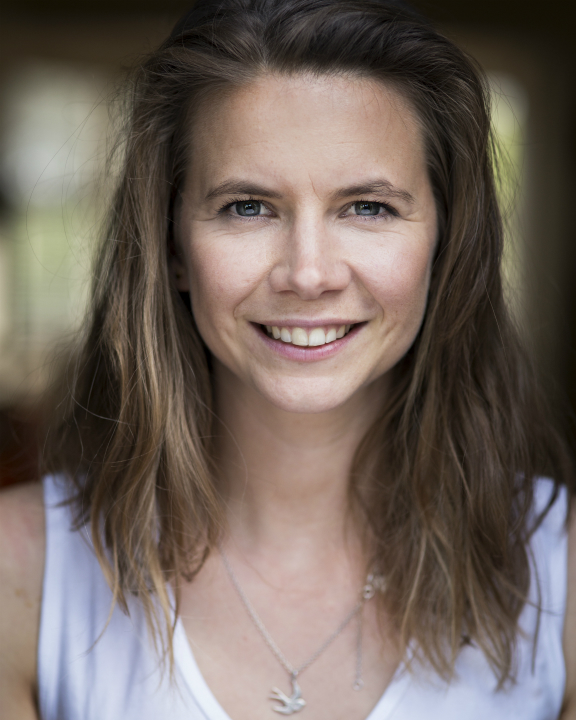 Elizabeth Thomson - Auckland Actors