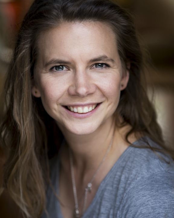Elizabeth Thomson - Auckland Actors