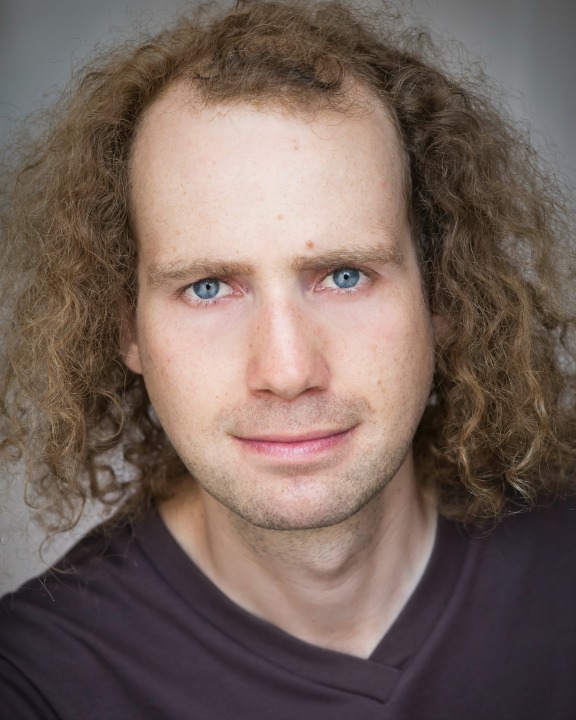 Oliver Cox - Auckland Actors