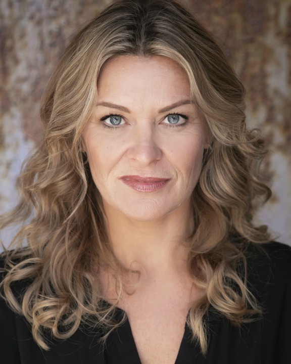 Roz Turnbull - Auckland Actors